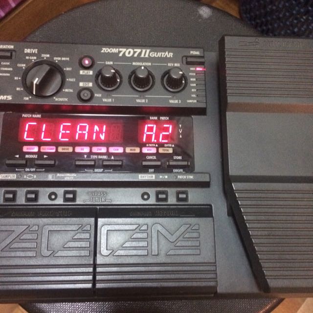 Zoom 707II Guitar Effects, Hobbies & Toys, Music & Media, Music ...