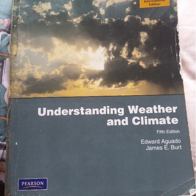 GE2228 Understanding Weather and Climate Textbook, Hobbies & Toys ...
