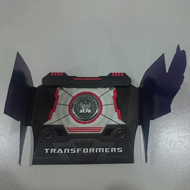 Transformer Masterpiece Tracks, Hobbies & Toys, Toys & Games on Carousell
