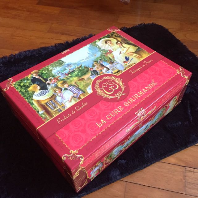 Premium French La Cure Gourmande Assorted Chocolates N Butter Cookies ...