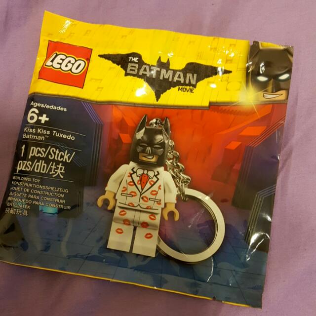 Kids Kiss Tuxedo Batman Polybag LEGO 5004928, Hobbies & Toys, Toys ...