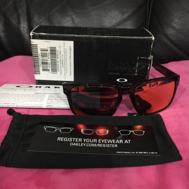 Oakley Holbrook Grey Smoke Frame With Ruby Iridium Lens, Men's Fashion ...