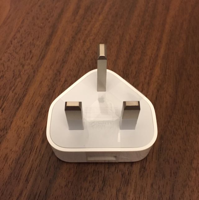 全新正版iPhone插頭, 手提電話, 手機, iPhone, iPhone 8 系列 - Carousell