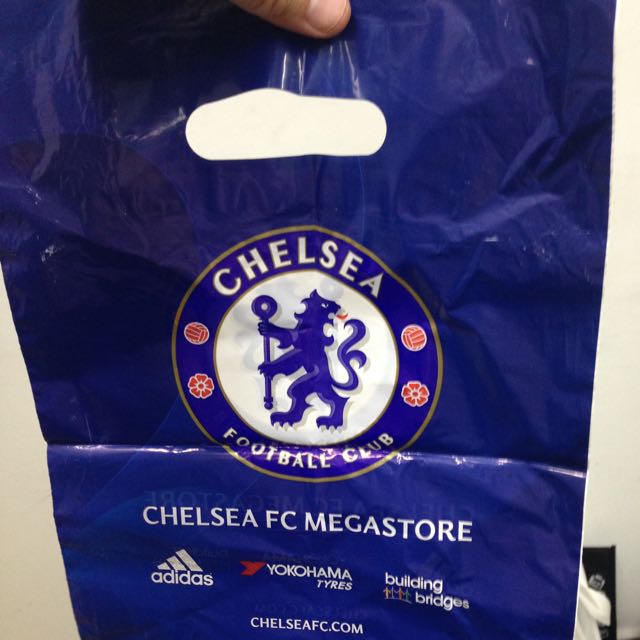 Original Chelsea Megastore Plastic Bag - RM13 sip pos, Hobbies & Toys ...