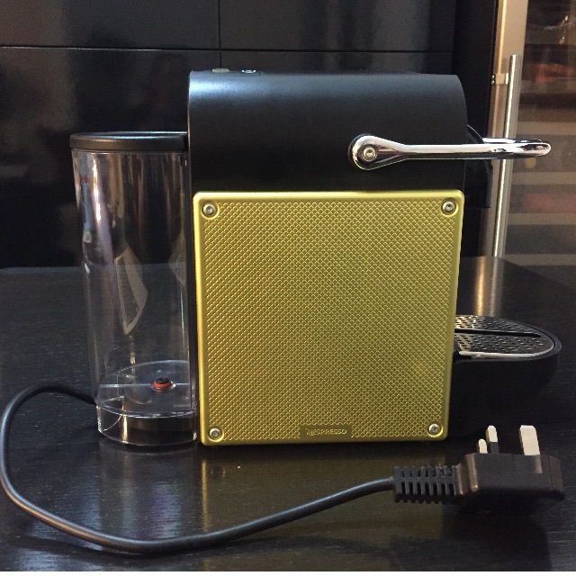 Nespresso Pixie, TV & Home Appliances, Kitchen Appliances, Coffee ...