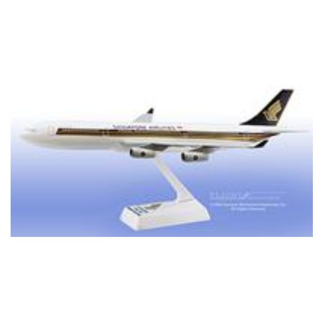 Flight Miniatures Singapore Airlines A340-300E, Toys & Games, Bricks ...