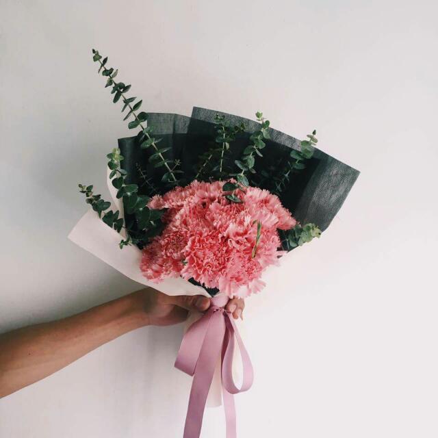 Hand Bouquets, Hobbies & Toys, Stationery & Craft, Occasions & Party ...