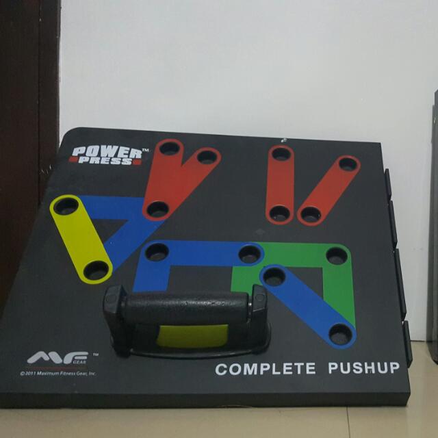 Push Up Training System, Men's Fashion, Activewear on Carousell