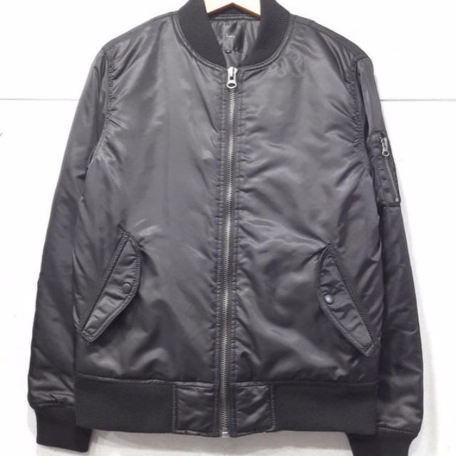 日牌Lucy MA-1, 他的時尚, 外套、夾克、大衣在旋轉拍賣