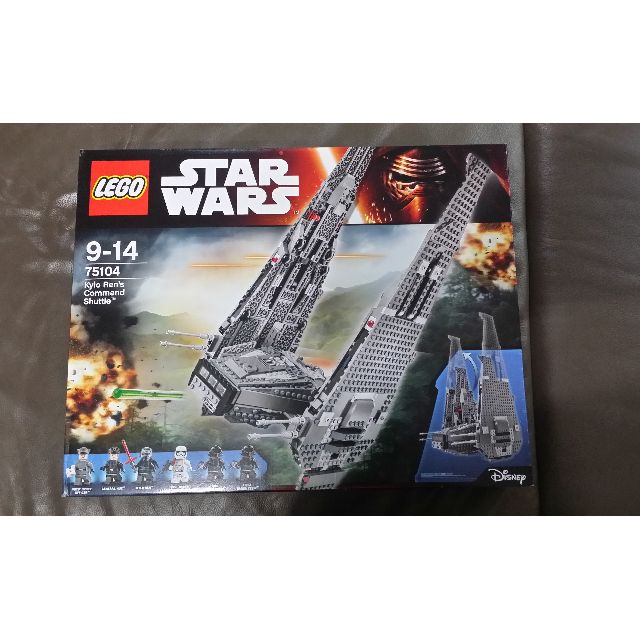 LEGO Star Wars Kylo Ren's Command Shuttle 75104, Hobbies & Toys, Toys ...
