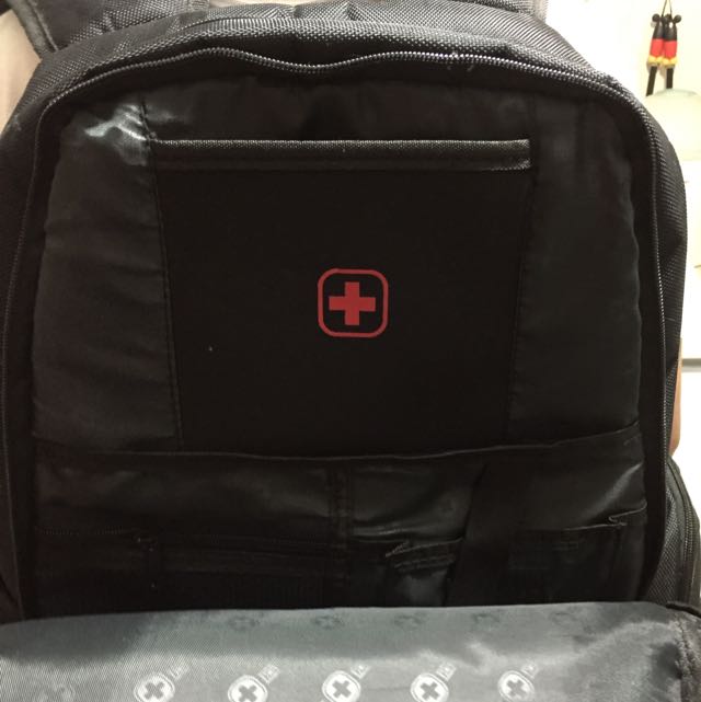 Swiss Gear Backpack, Men's Fashion, Bags, Backpacks on Carousell