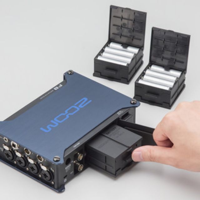 Zoom BCF-8 Battery Case for F8 Multi-Track Field Recorder, Audio ...