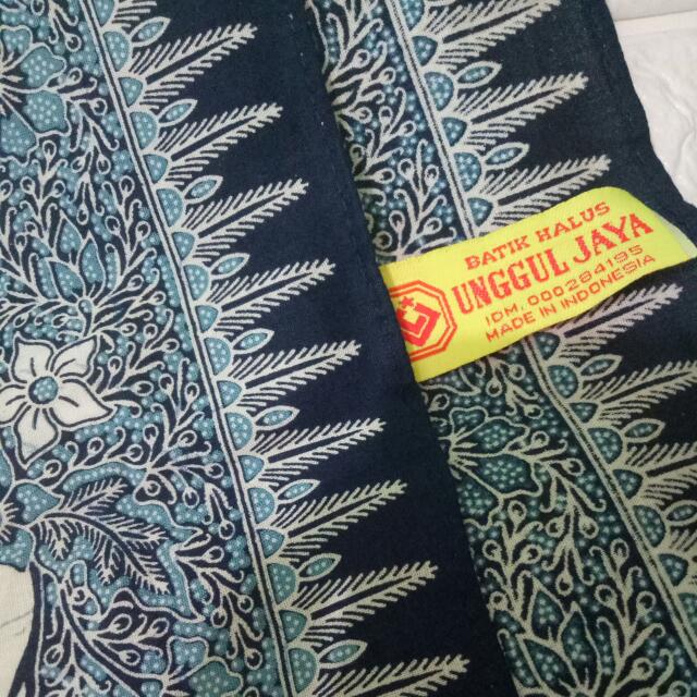 Batik Halus, Desain & Kerajinan Tangan, Lainnya di Carousell