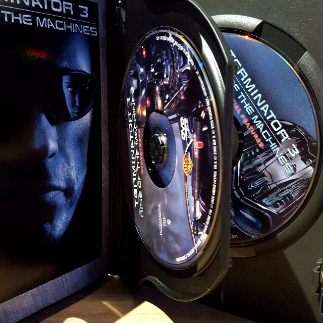 DVD: Terminator 3 Rise Of The Machines (2-Disc Widescreen Edition ...