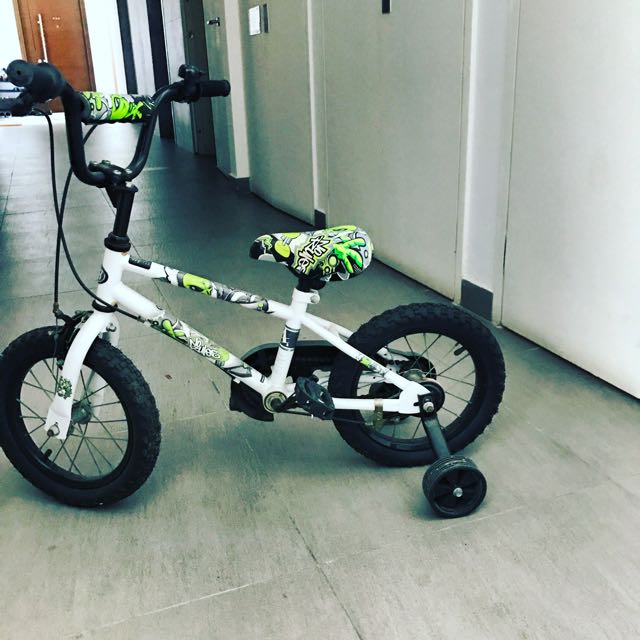 Kids Bicycle 14-inch Boys Alien Bike, Sports Equipment, Bicycles ...