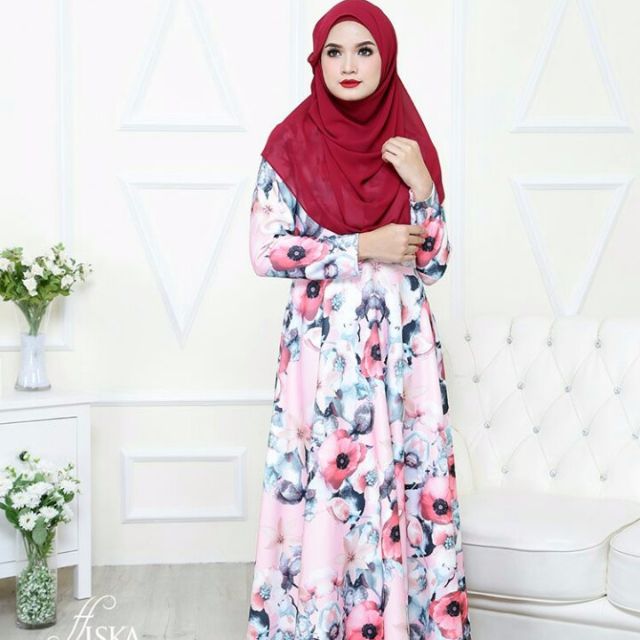Xara Dress by Fiska Shah Alam, Women's Fashion, Muslimah Fashion, Baju ...