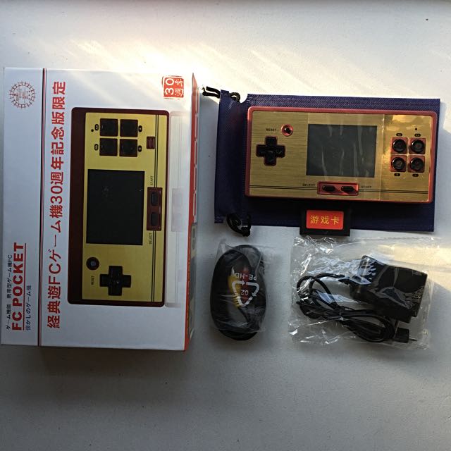 FC-POCKET classic 8 Bit Game Portable Console Family Computer 600 Games ...