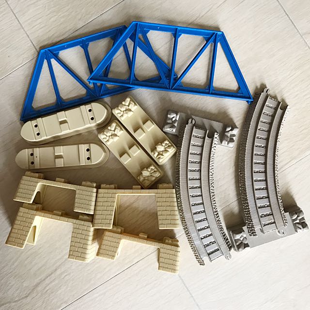 Thomas & Friends Trackmaster Bridge Expansion Pack, Hobbies & Toys ...