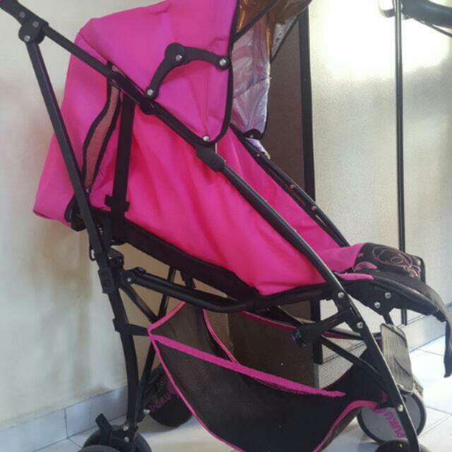 hot pink puku stroller, Babies & Kids, Going Out, Strollers on Carousell