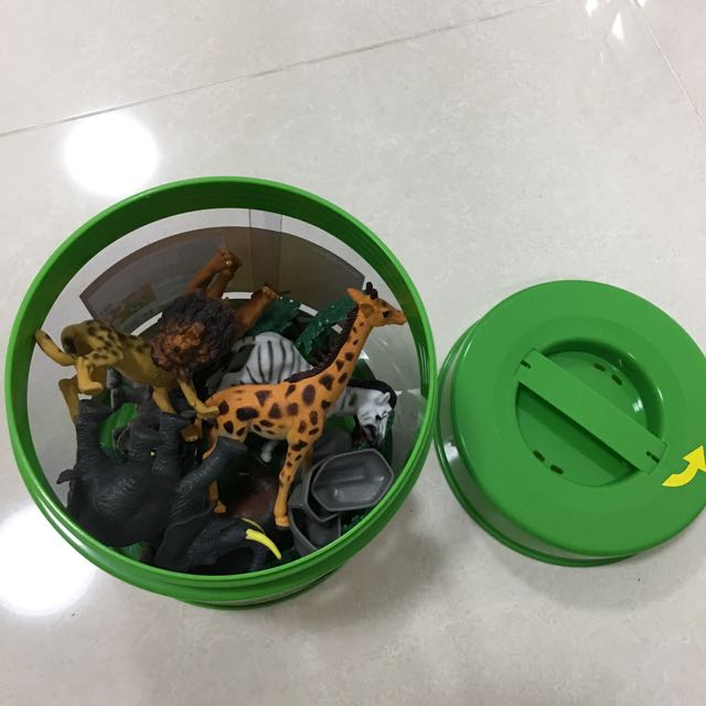 Toys R us Animal Zone - 14 Pieces, Hobbies & Toys, Toys & Games on ...