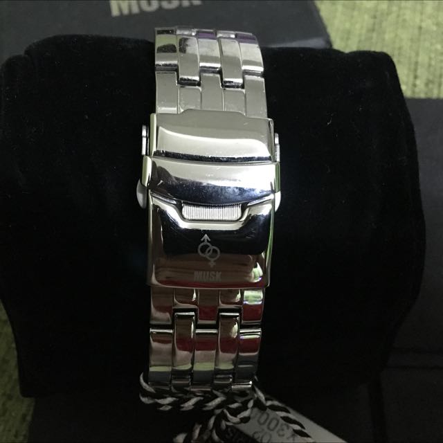 Musk Paris Men watch, Men's Fashion, Watches & Accessories, Watches on ...