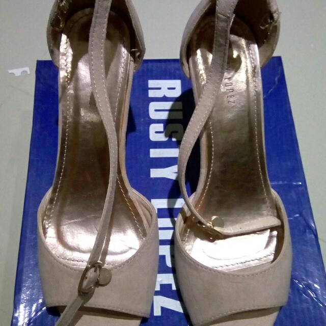 Rusty Lopez Shoes, Women's Fashion, Footwear, Flats & Sandals on Carousell