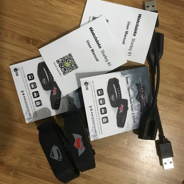 Batman V Superman Fitness Tracker X EZ-Link, Mobile Phones & Gadgets ...