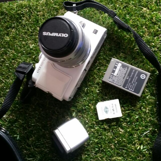 Olympus EPL-6, Photography, Cameras on Carousell