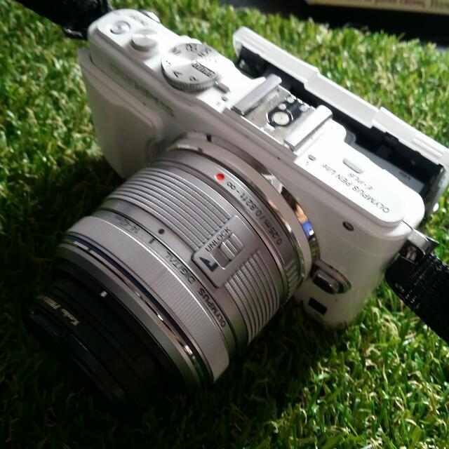 Olympus EPL-6, Photography, Cameras on Carousell
