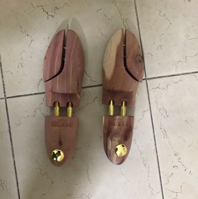 Shoe Tree, Men's Fashion, Footwear, Casual shoes on Carousell