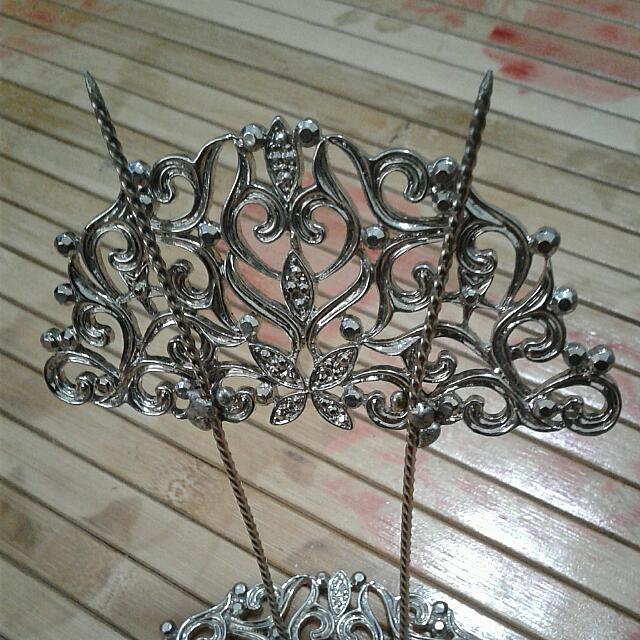 Cheque Stand-Untuk Hantaran Kahwin, Women's Fashion, Jewelry ...