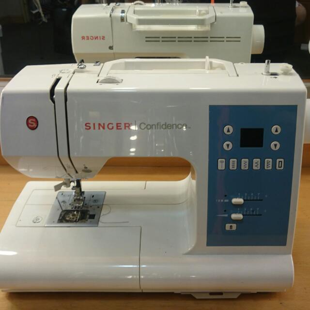 Singer Electronic Sewing Machine Confidence, Furniture & Home Living ...