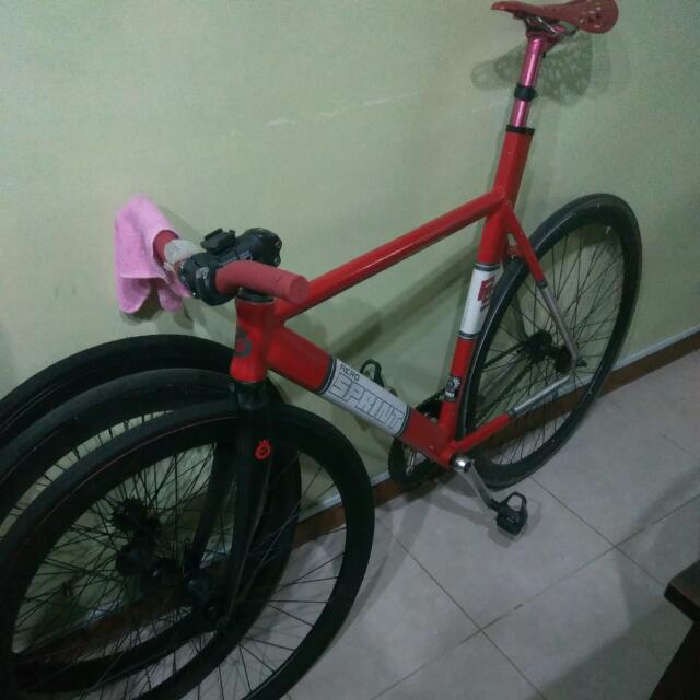Aero Sprint Fixie, Sports Equipment, Bicycles & Parts, Bicycles on ...