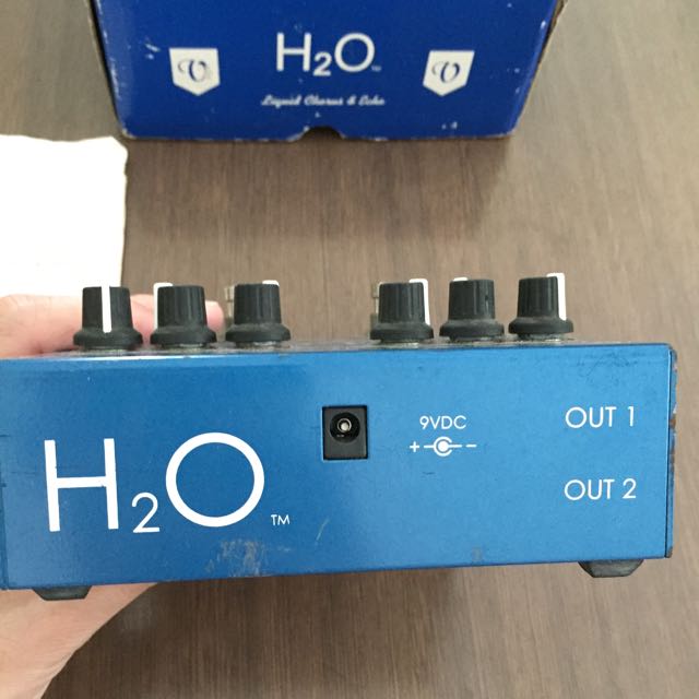 Visual Sound H2O V1, Audio, Headphones & Headsets on Carousell