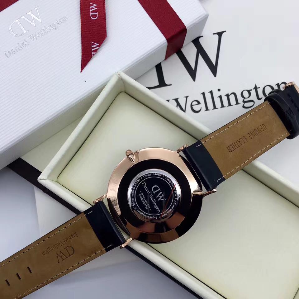 DW WATCH 100% REAL, Mobile Phones & Gadgets, Wearables & Smart Watches ...