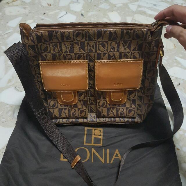 Bonia sling bag, Women's Fashion, Bags & Wallets, Cross-body Bags on ...