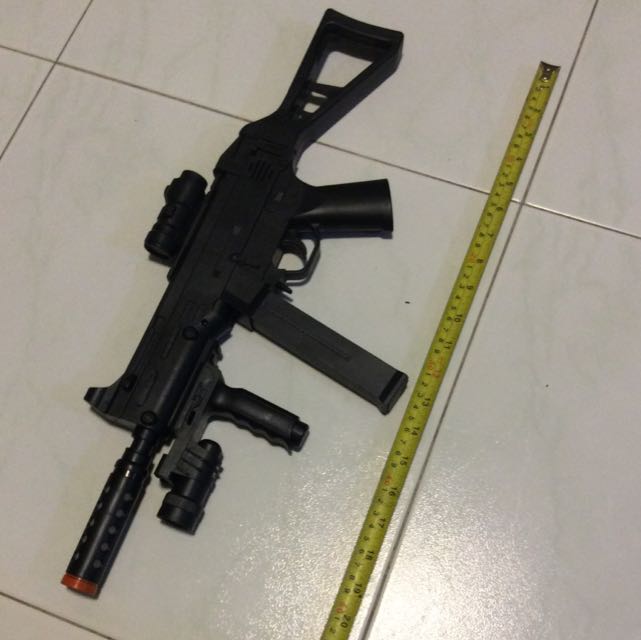 Toy Gun Ump Submachine Gun, Hobbies & Toys, Toys & Games on Carousell