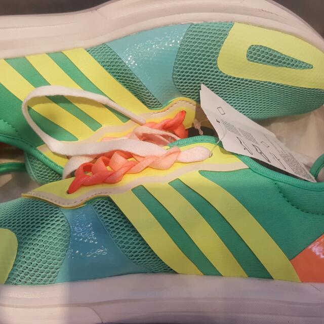 Adidas Stella Sport Yvori, Men's Fashion, Activewear on Carousell