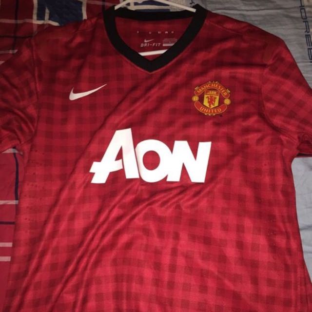 manchester united tee, Men's Fashion on Carousell