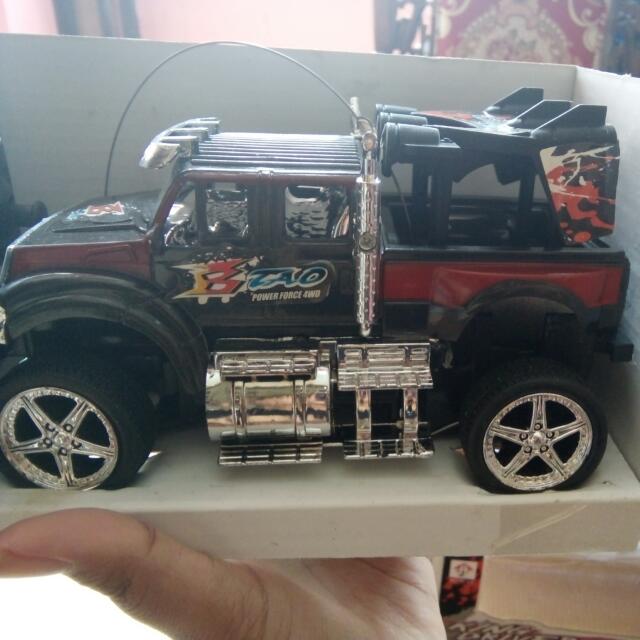 Mobil Remot, Toys & Collectibles, Mainan di Carousell
