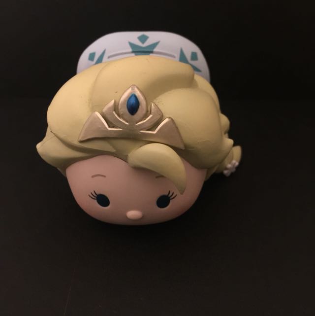 Disney Frozen ELSA Money Bank, 興趣及遊戲, 收藏品及紀念品, 明星周邊 - Carousell
