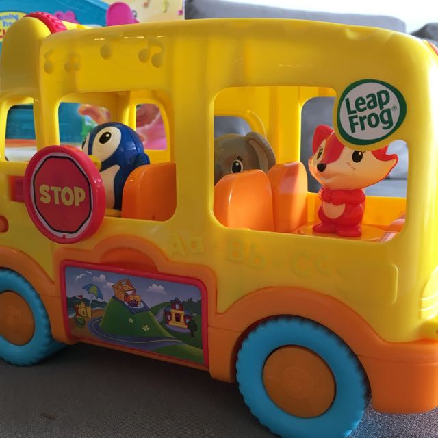 Leapfrog learning friends play & discover school set with adventure bus ...
