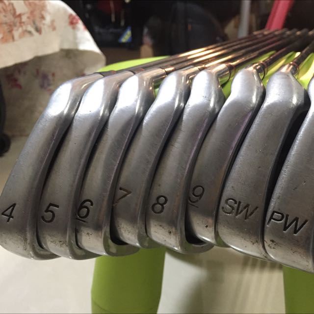 Right-hand 8-piece Tommy Aaron Graphite Shaft Beginners' Golf Iron Set ...