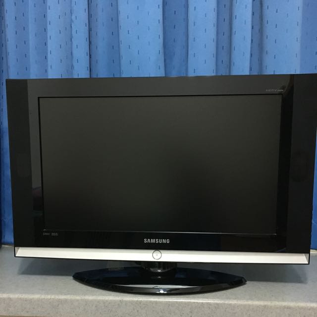 Samsung 32 Inch LCD TV, TV & Home Appliances, TV & Entertainment, TV on ...