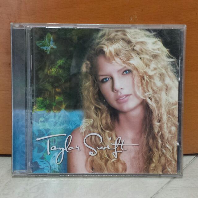 Taylor Swift Debut Album, Hobbies & Toys, Music & Media, CDs & DVDs on ...