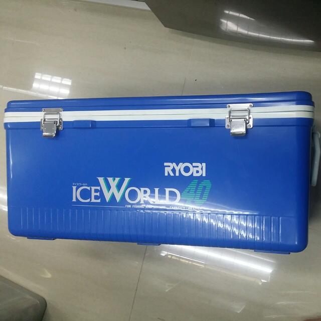 Brand NEW Ryobi Ice World Ice Box 40 Iitres, Sports Equipment, Sports ...