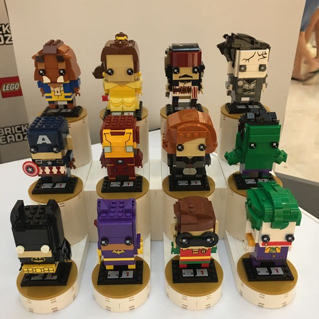 LEGO’s Brickheadz (Series 1) include Brickheadz Gallery & Autograph ...