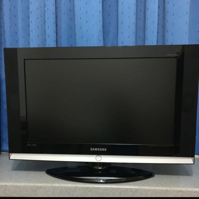 Samsung 32 Inch LCD TV, TV & Home Appliances, TV & Entertainment, TV on ...