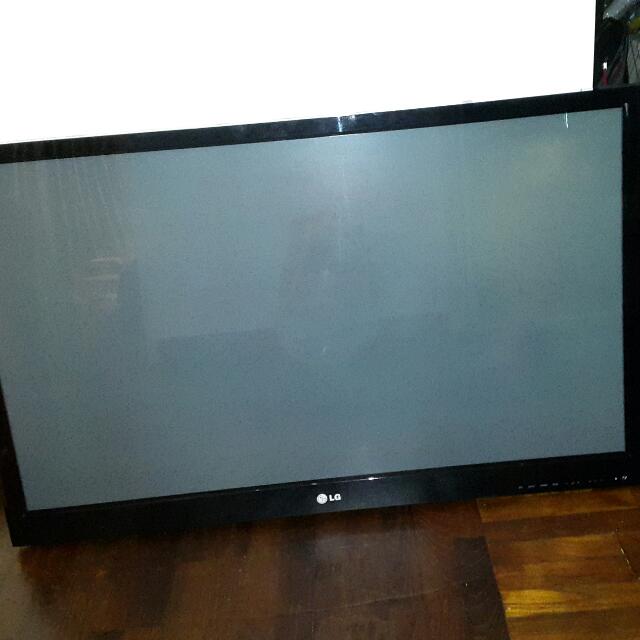LG 42' inch plasma HD LCD TV (model 42PT250), TV & Home Appliances, TV ...