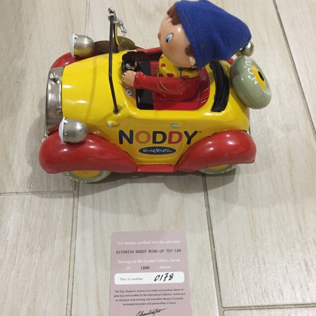 Noddy Limited Edition Mechanical Wind Up Tin Toy Car, Hobbies & Toys ...